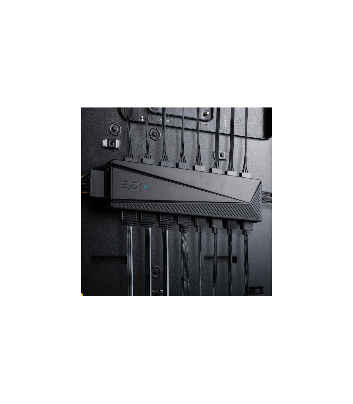 EZDIY 12V RGB - 5V ARGB Adapter - PWM HUB